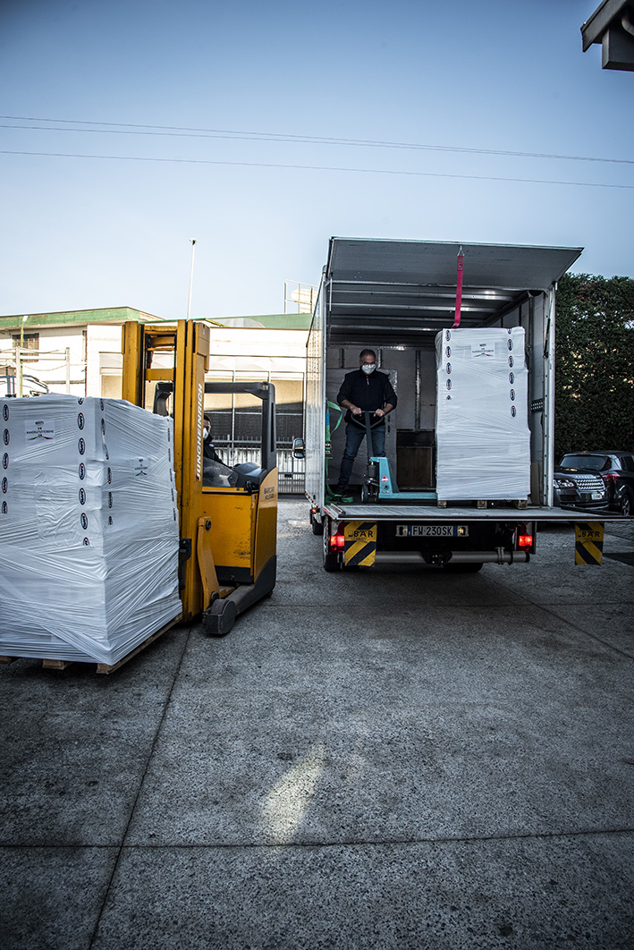 Safe Srl va in aiuto delle RSA e delle associazioni di volontariato ...